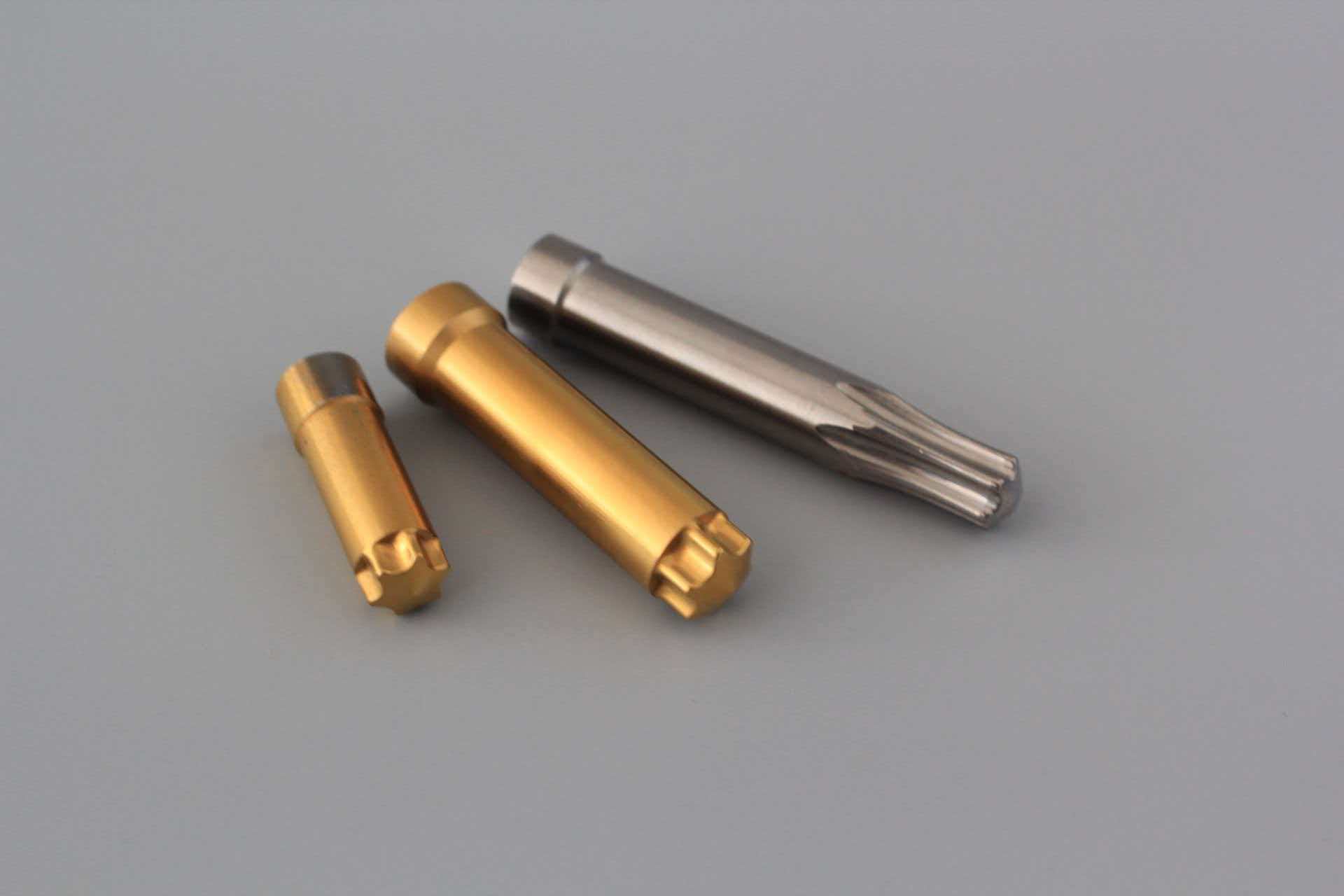 Screw Header Punch - Fuwangda Mould